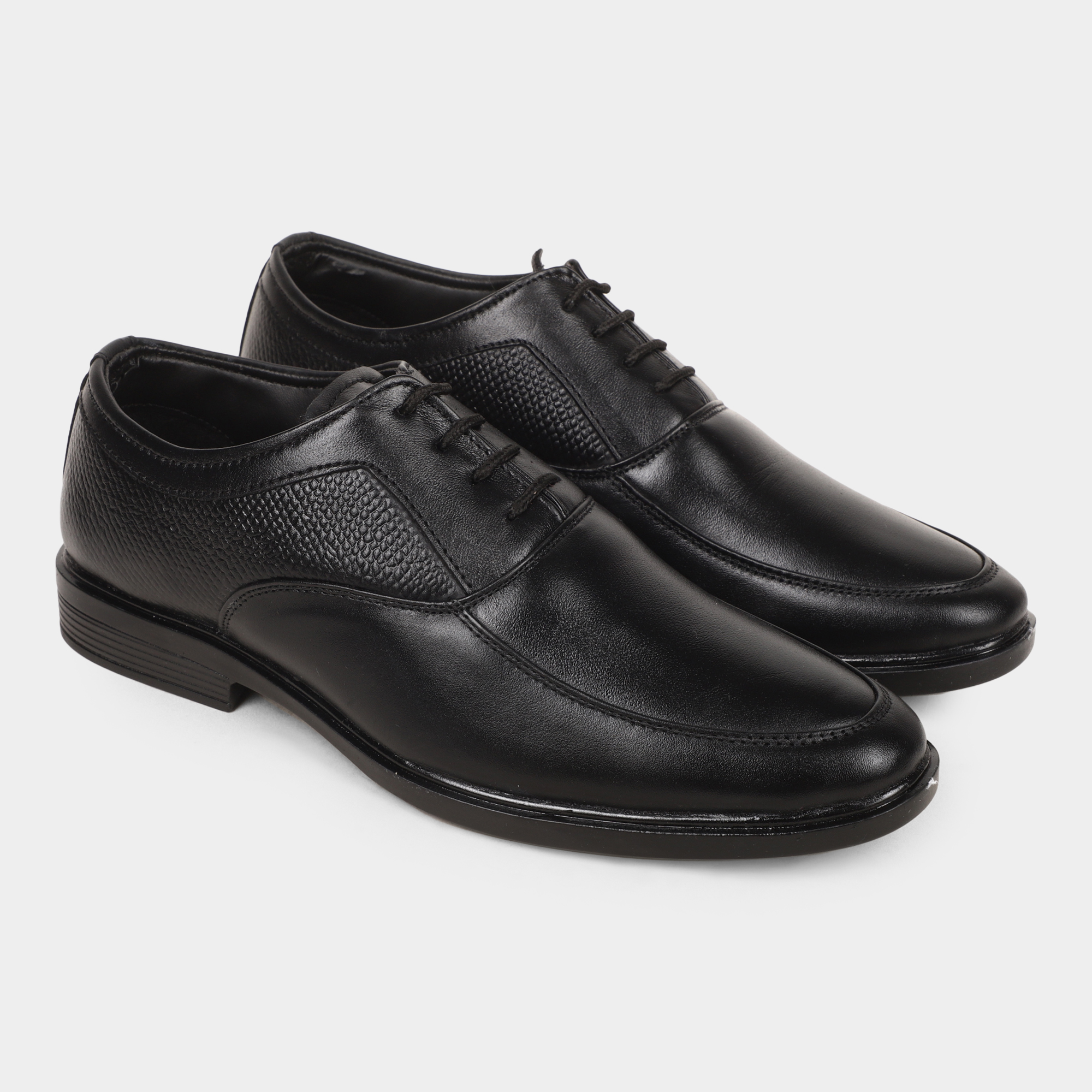 Black Tie Men's Formal Shoes | Vishal Mega Mart India