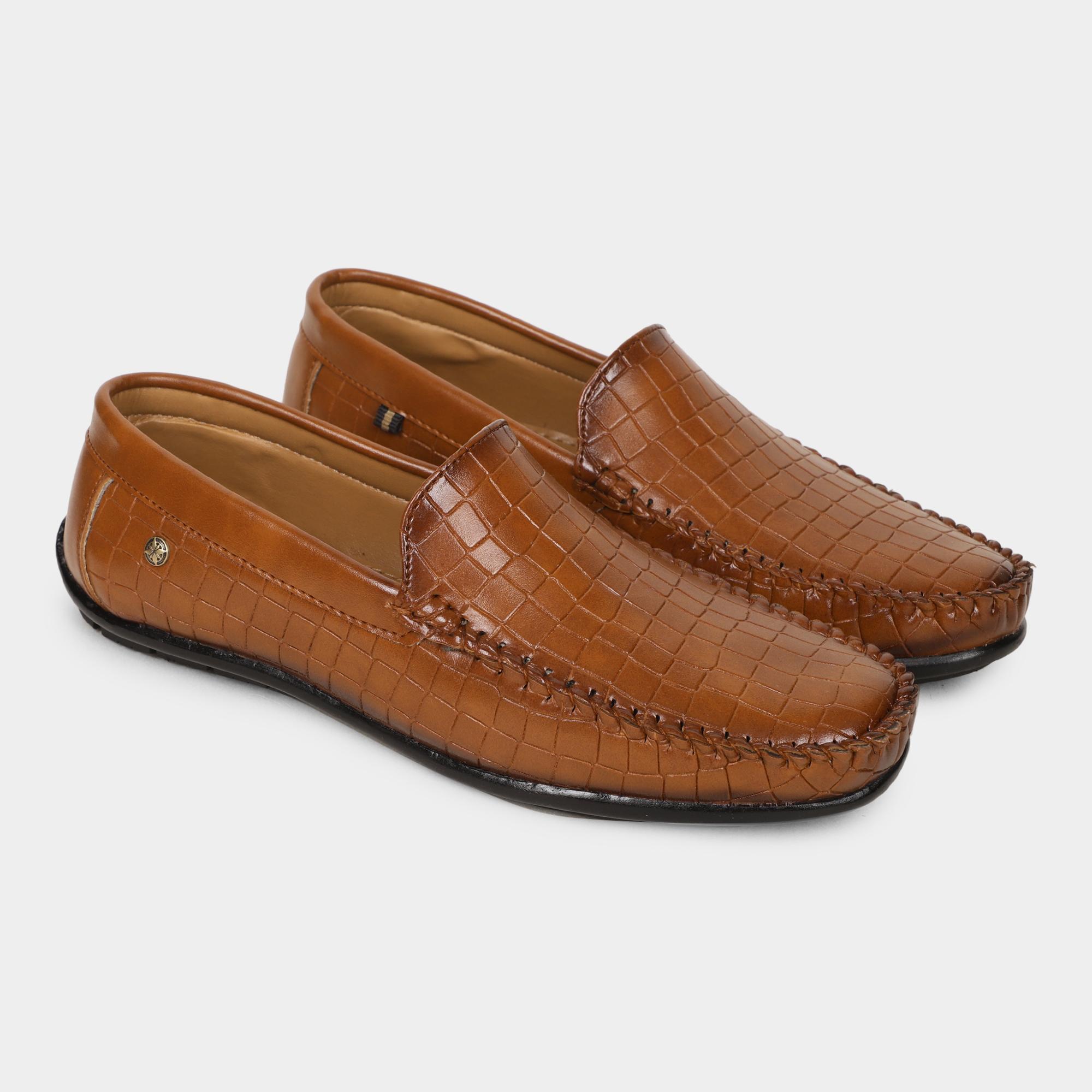 Black Tie Men's Formal Shoes | Vishal Mega Mart India